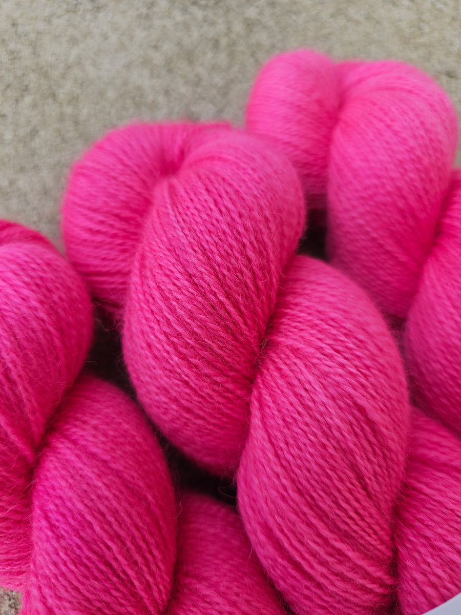 Rosa Rosae - British Wool – ElRobledaldelaSanta